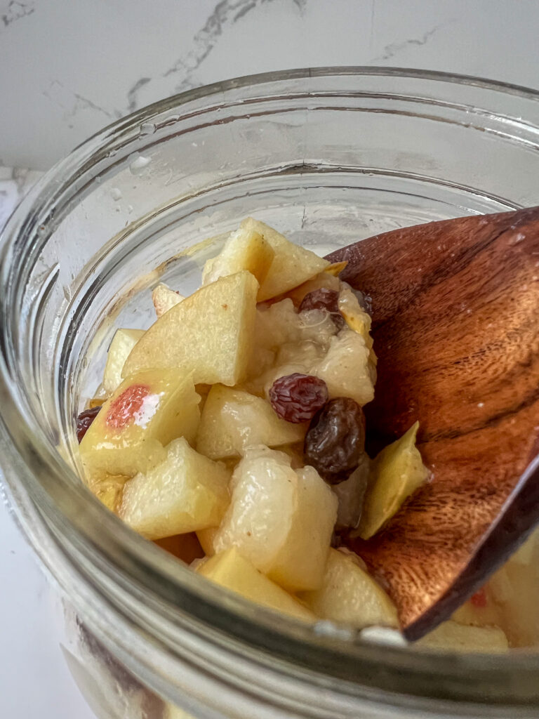 How to Make Fermented Pears with Apple, Ginger, and Spices (Probiotic ...